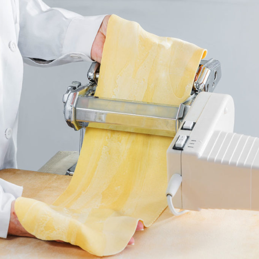The Ultimate Guide to Choosing the Best Pasta Makers of 2024 - Loyal
