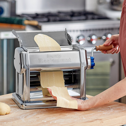 Discover the Best Pasta Maker for the Perfect Homemade Pasta - Loyal